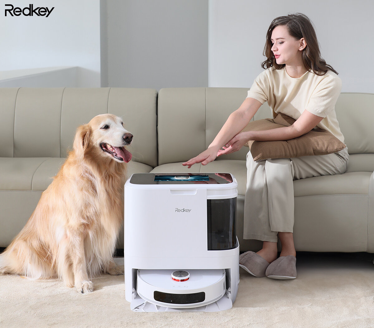 Робот-пылесос Redkey R20 Pad: работайте с планшетом, отложите телефон | DGL.RU - Цифровой мир ...